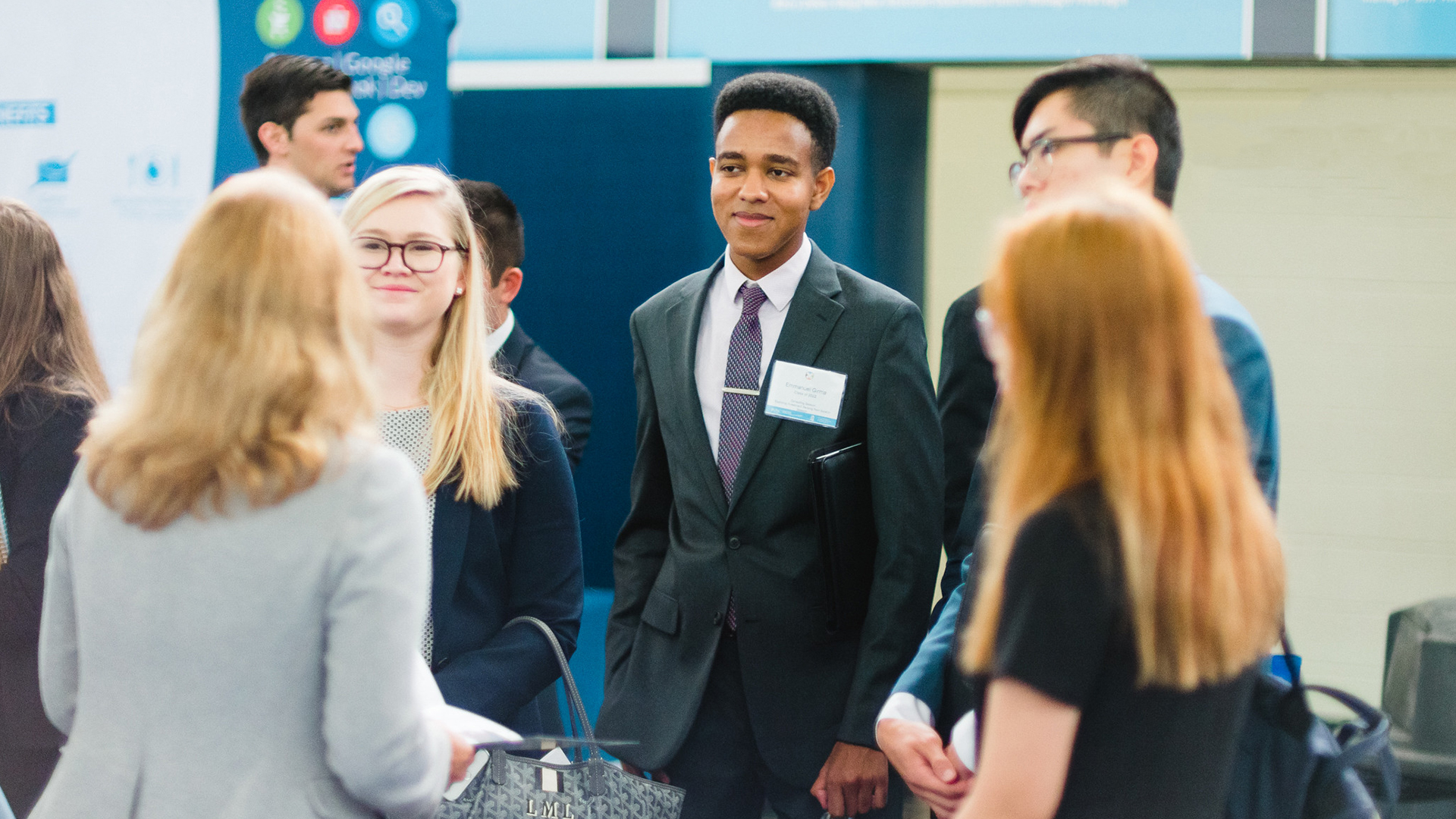 Sharing his good fortune | UNC Kenan-Flagler Business School
