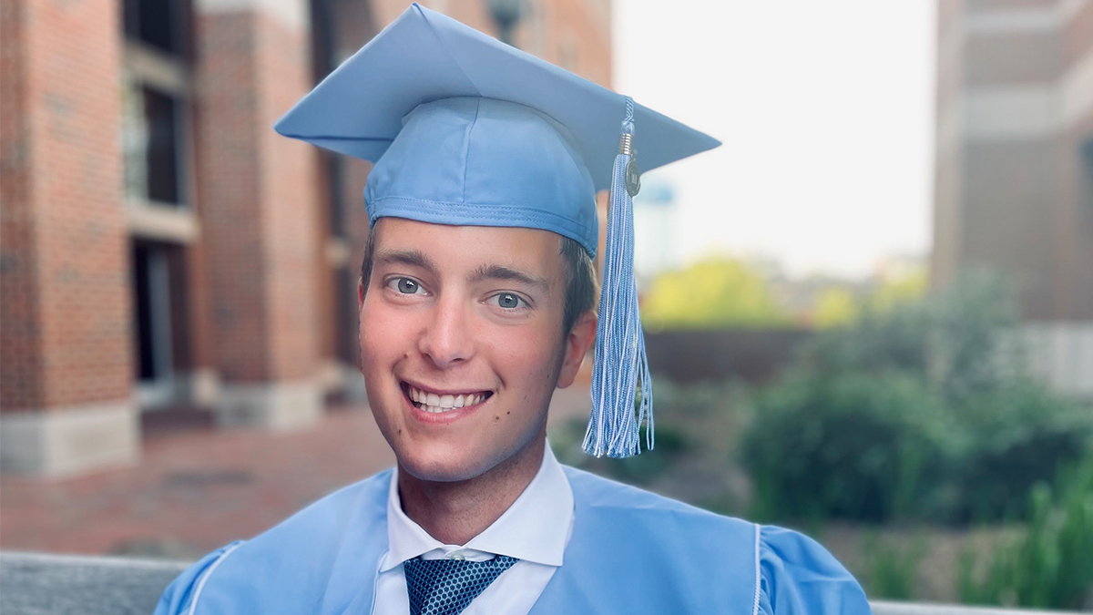 Graduating – in person! | UNC Kenan-Flagler