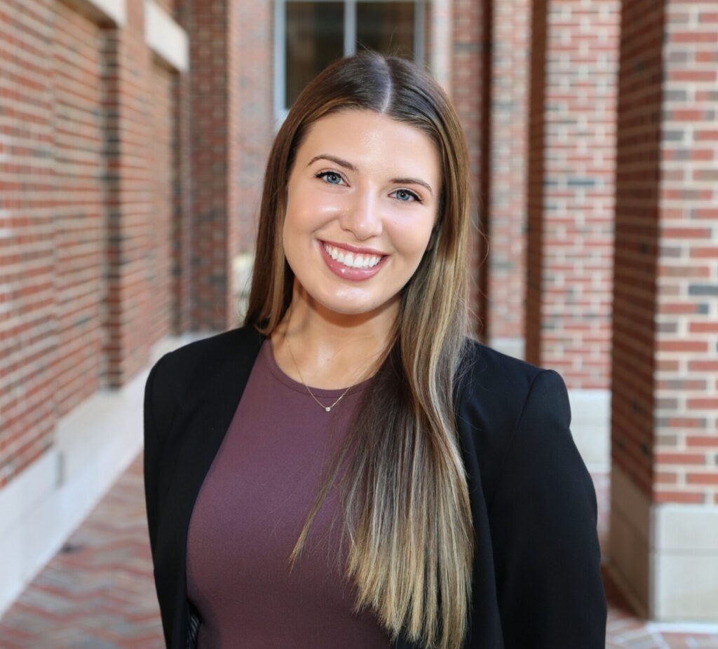 Incoming fellows share diverse paths to MBA program
