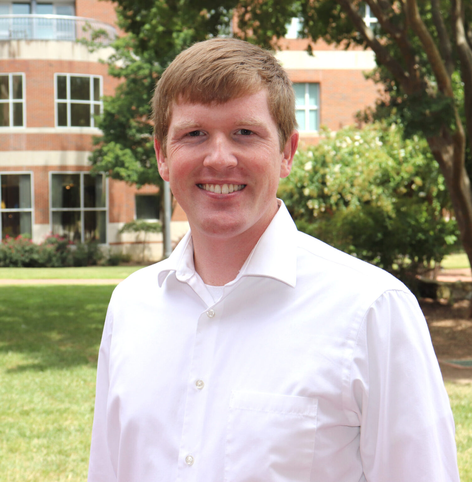 Incoming fellows share diverse paths to MBA program