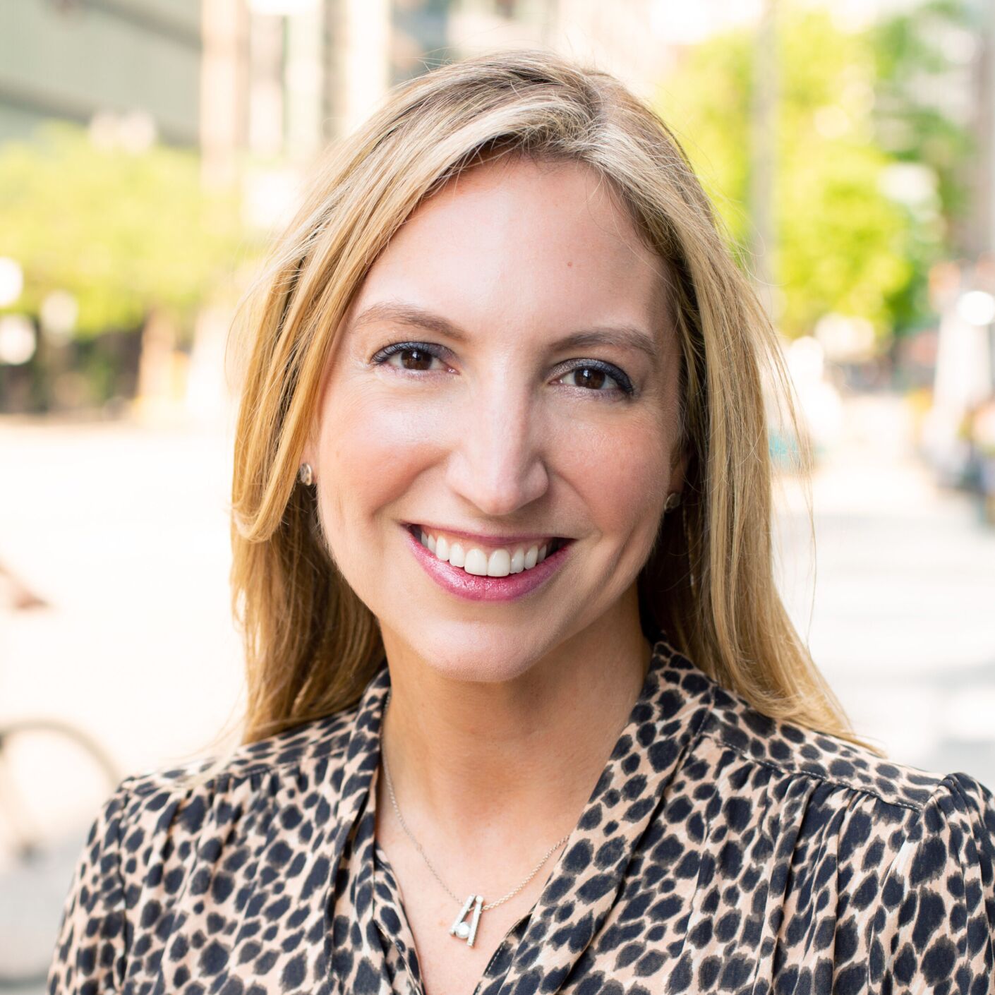 Alison Fragale | UNC Kenan-Flagler Business School